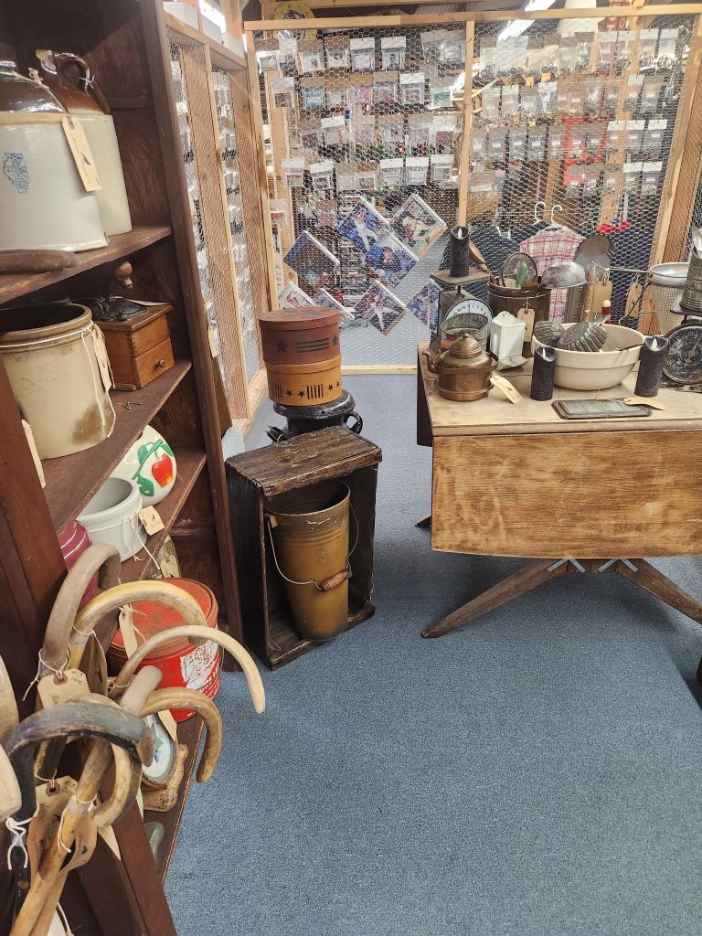 Antique Stores - West Plains - Missouri Antiques Stores and Flea Market ...
